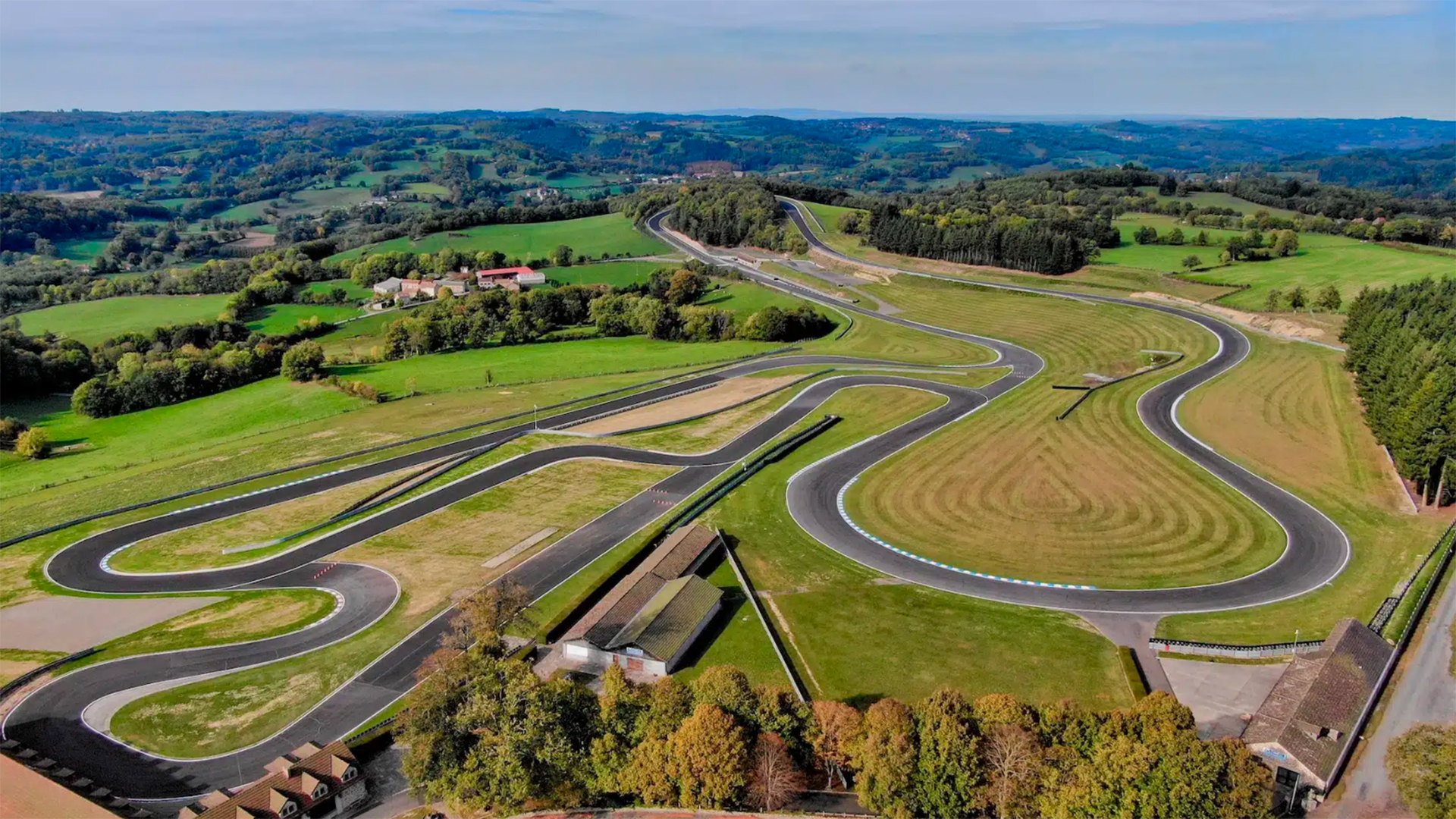 Organiser un rallye sur-mesure à Bordeaux avec Rallye Signature
